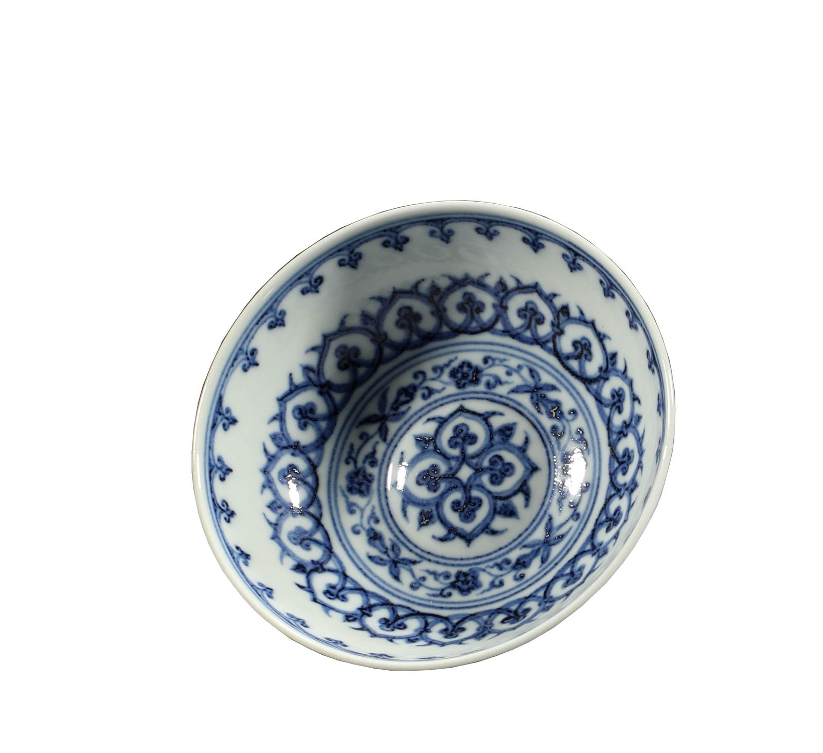 In The Qing Dynasty, Blue And White Bowls With Ruyi Patterns Auction