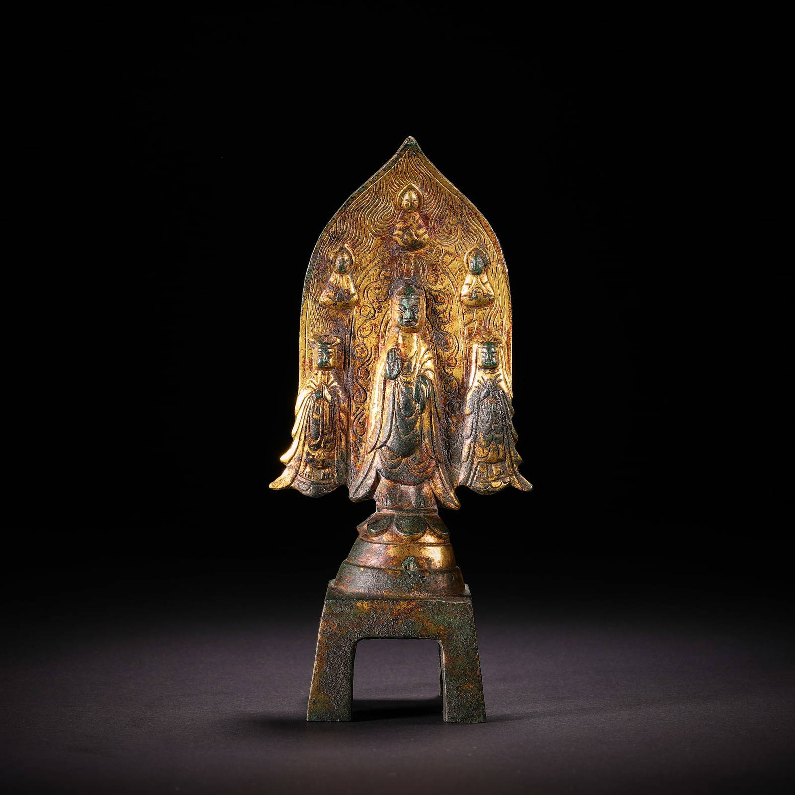 Pre-ming Dynasty Gilt Bronze Bench Buddha Of Three Generations Auction