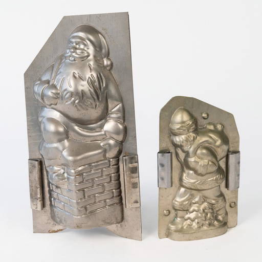 Two Vintage Santa Chocolate Molds (#0574) on Oct 24, 2022 | Caronna ...