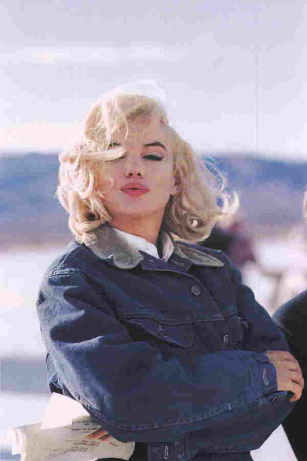 Eve Arnold Marilyn Monroe On The Set Of The Misfits 1960 0827 On