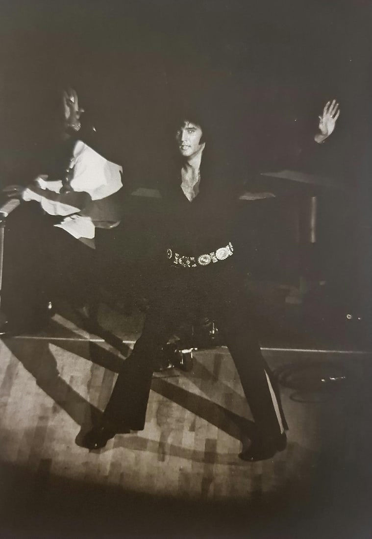 Terry Oneill, Elvis Presley, In The Opening Night Performance Of His ...