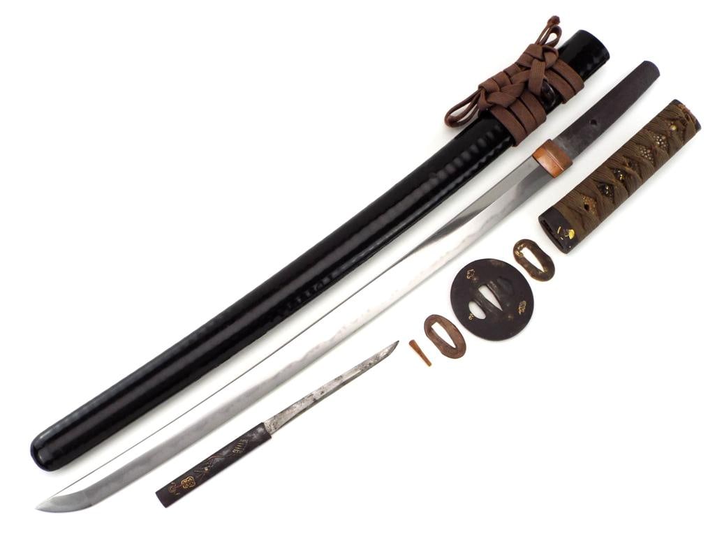 Very Good Japanese Edo Period Samurai Sword Auction
