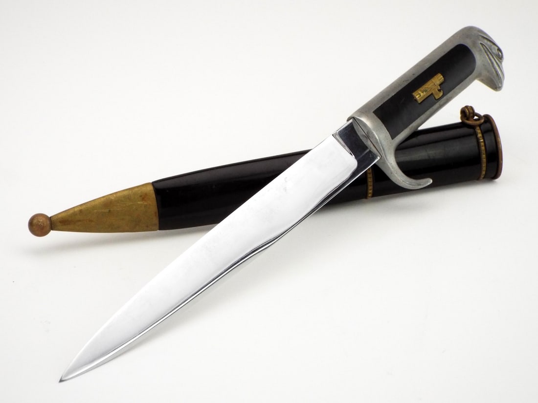 Fine Italian Wwii M37 Army Officers Dagger. Auction