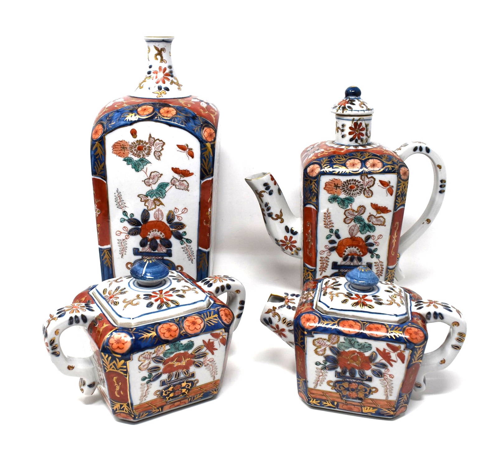 Japanese Imari Porcelain Tea/coffee Set And A Vase Auction