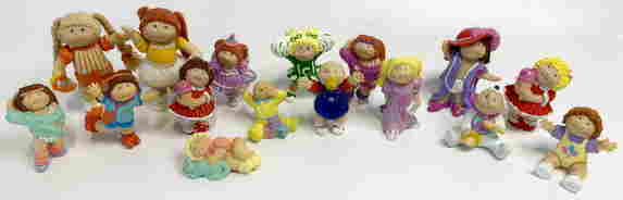 Goebel Bengal Tiger Figurine - Sep 17, 2019 | Akiba Antiques in FL