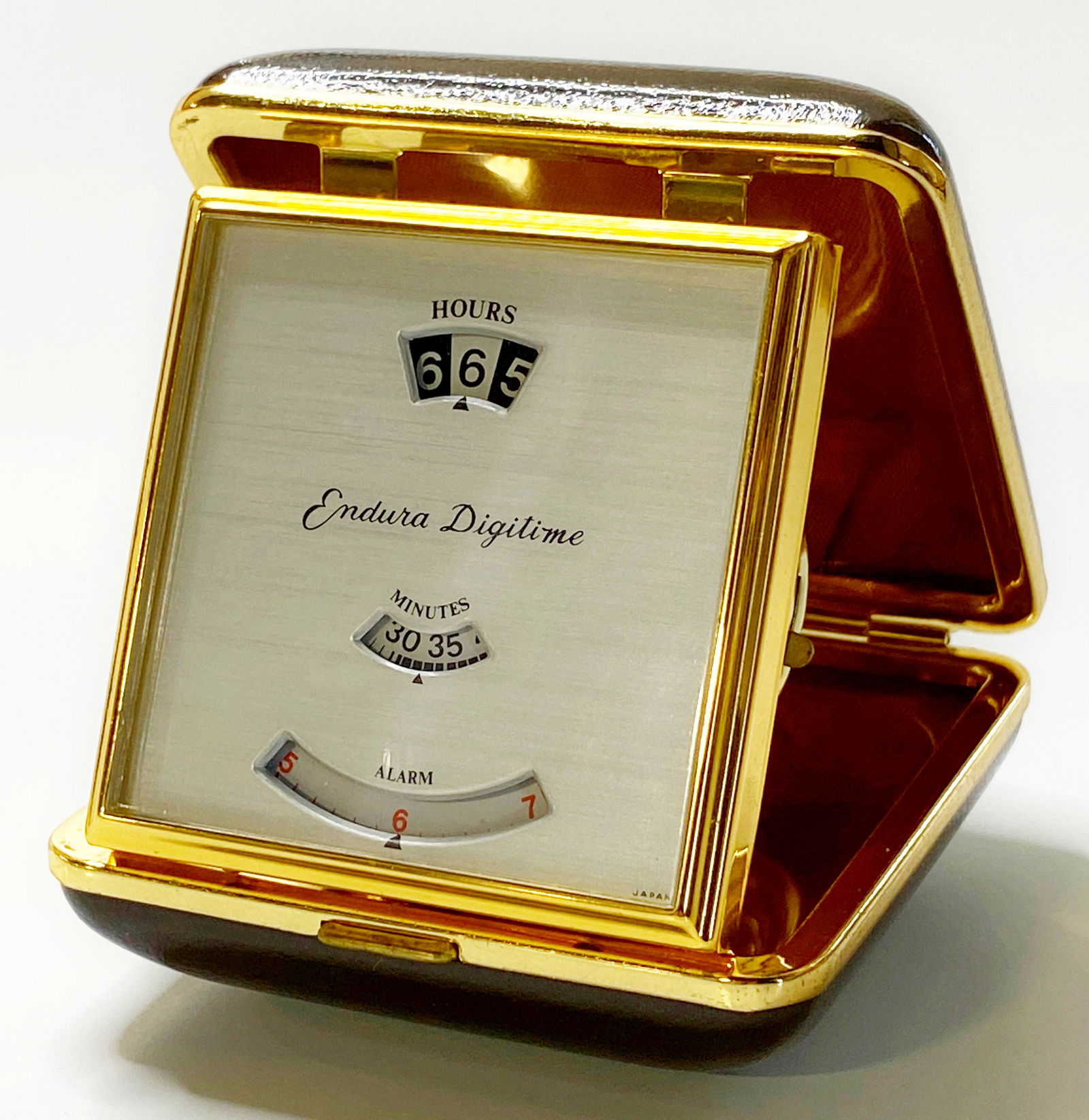 VINTAGE ENDURA DIGITIME TRAVEL ALARM CLOCK (#20056) on Dec 13, 2022 ...