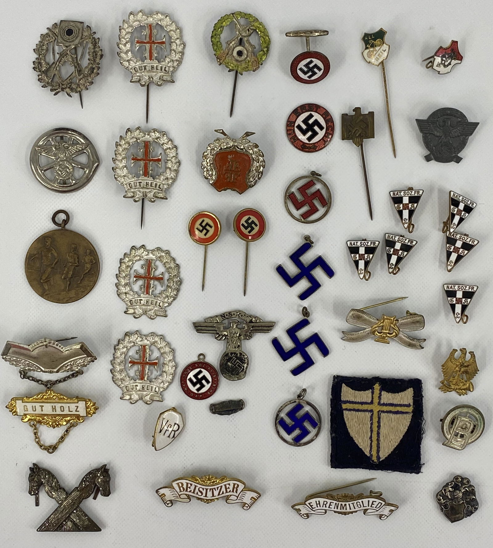 1939 45 Ww2 German Pins Lot Of 40