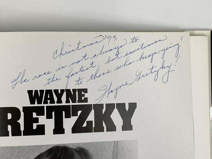 1992 Wayne Gretzky Autographed Biography Book
