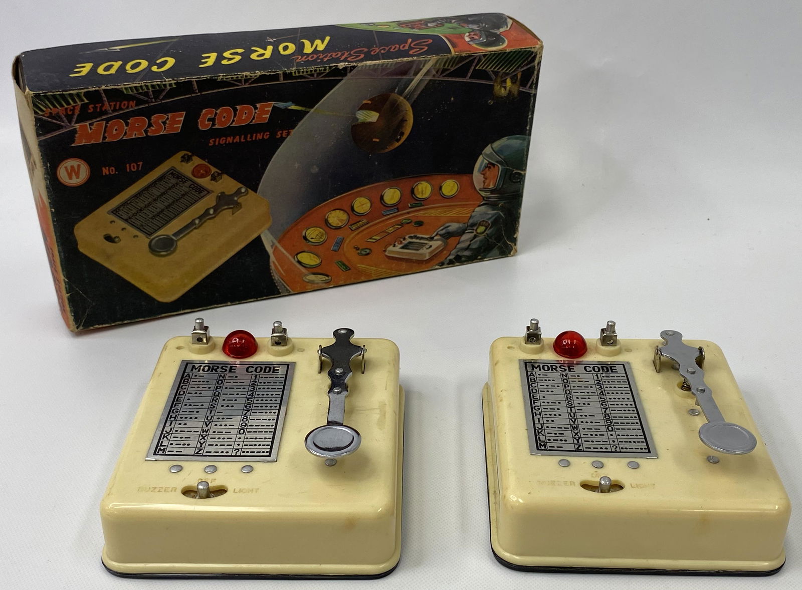 1950'S SPACE STATION MORSE CODE SIGNALLING SET TOY - Mar 22, 2023 | Les ...