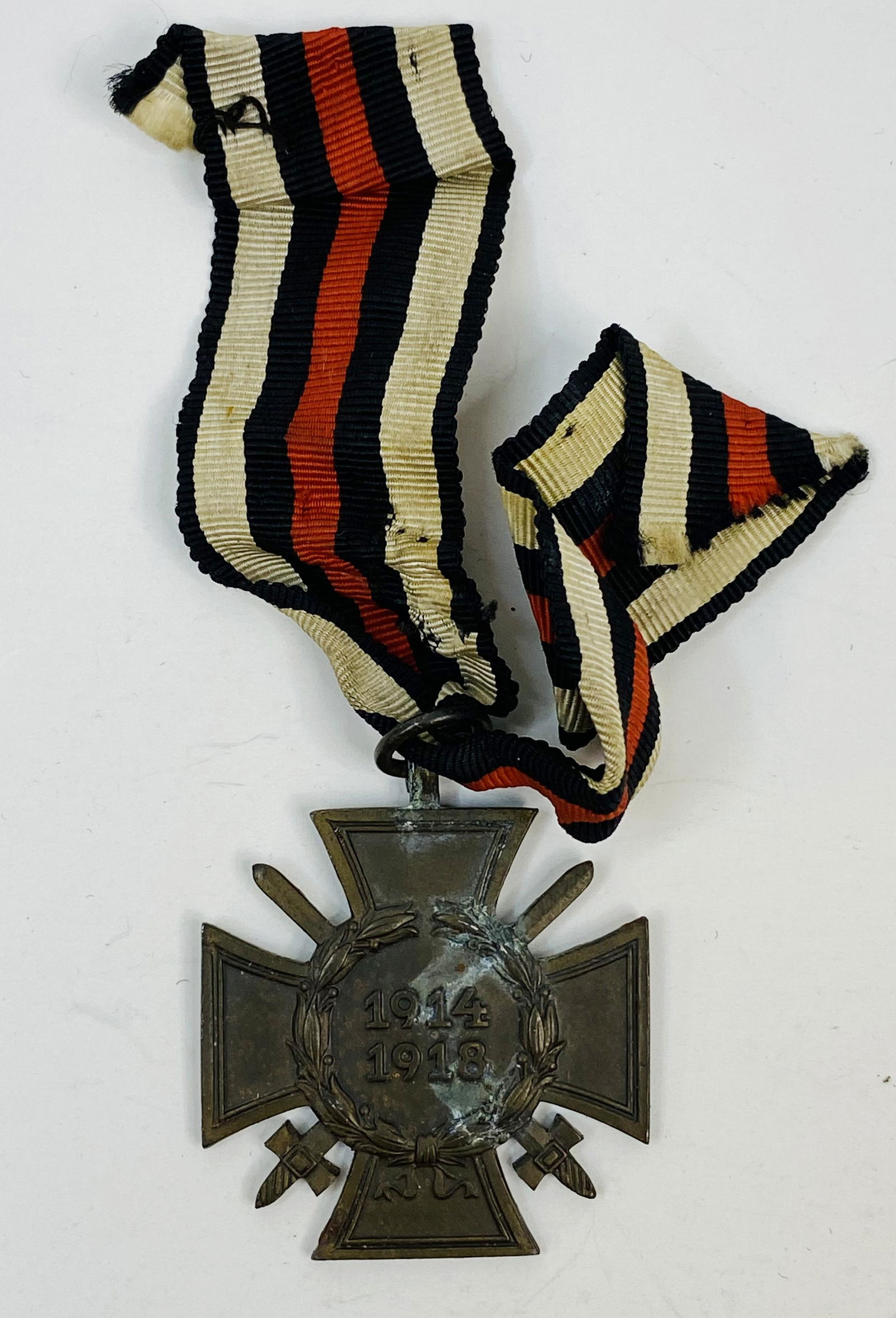 1939 45 Ww2 German Cross Of Honor With Sword Medal