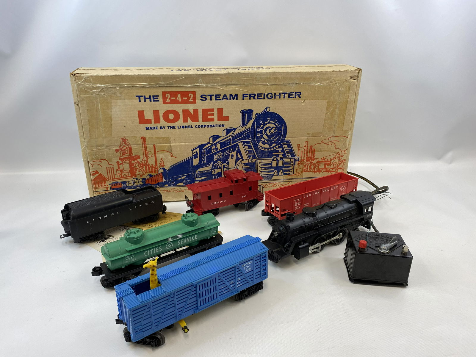1950's Lionel Electric Train Set & Box