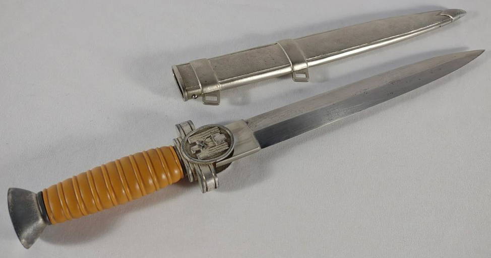 Wwii German Red Cross Leaders Dagger