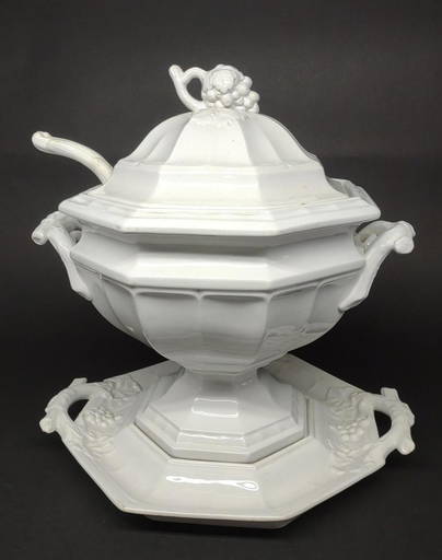 Jacob Furnival Ironstone China Soup Tureen