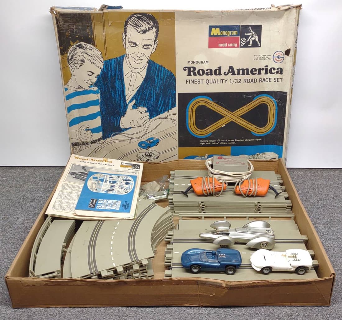 1966 Monogram 1/32 Road America Slot Car Set Auction