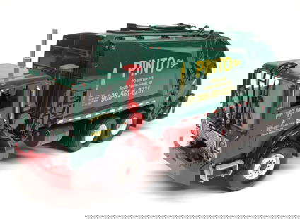 1/24 Rear End Loader Waste Management Truck Model