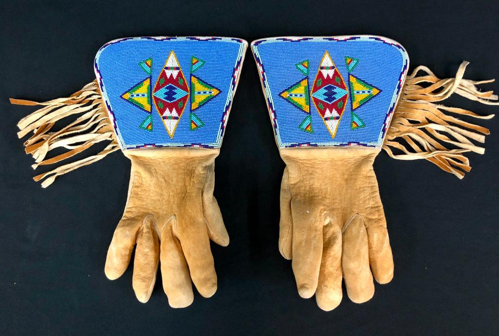 Beaded Gauntlets - Feb 11, 2023 | Western Trading Post in AZ