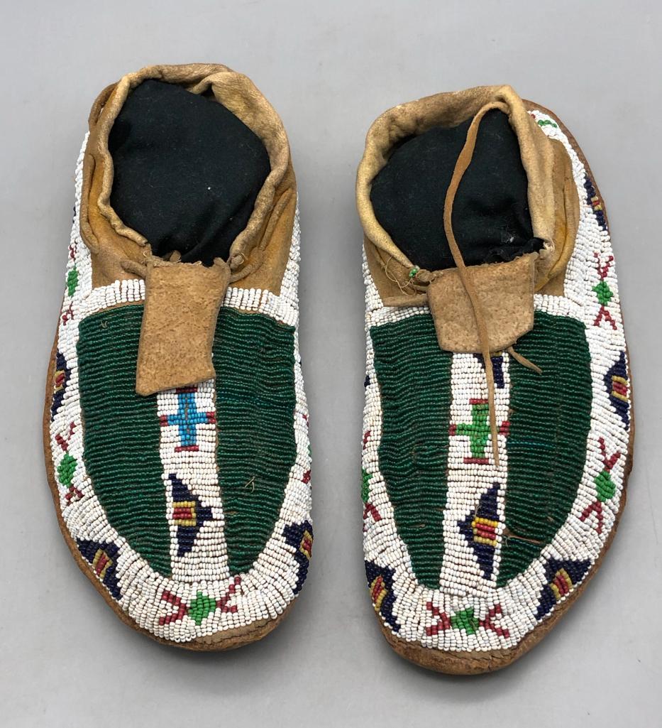 Sioux Beaded Moccasins - Mar 11, 2023 | Western Trading Post in AZ