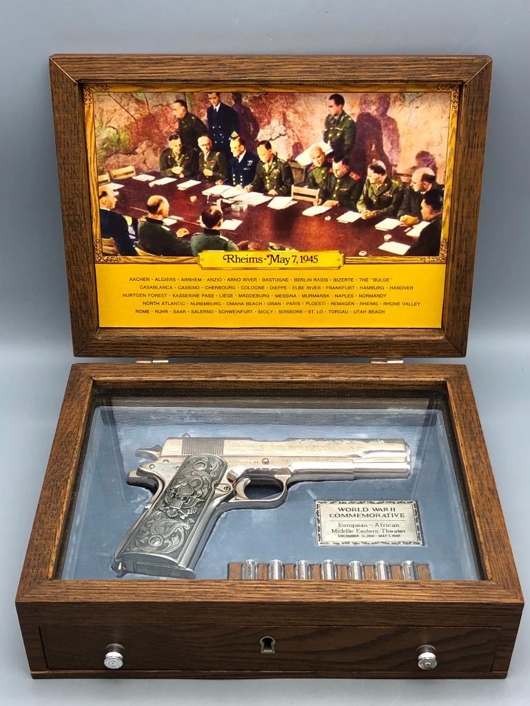 Wwii Commemorative Colt 1911 Display