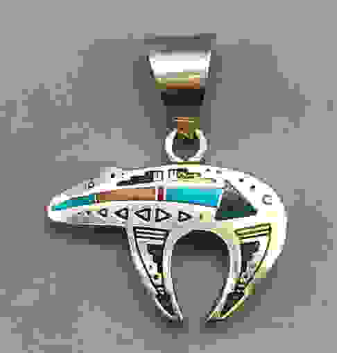 Ray Tracey Inlay Bear Themed Pendant Auction