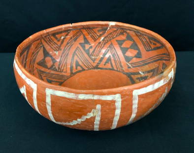 Four Prehistoric Anasazi Miniature Pots Auction