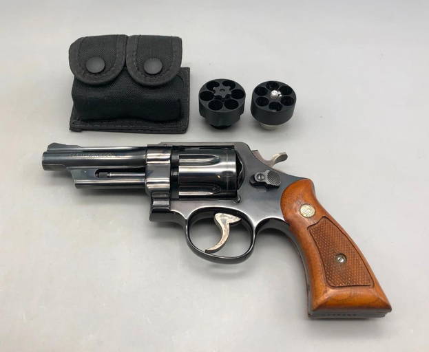Smith And Wesson Model 520 Revolver With Two Speed Loaders