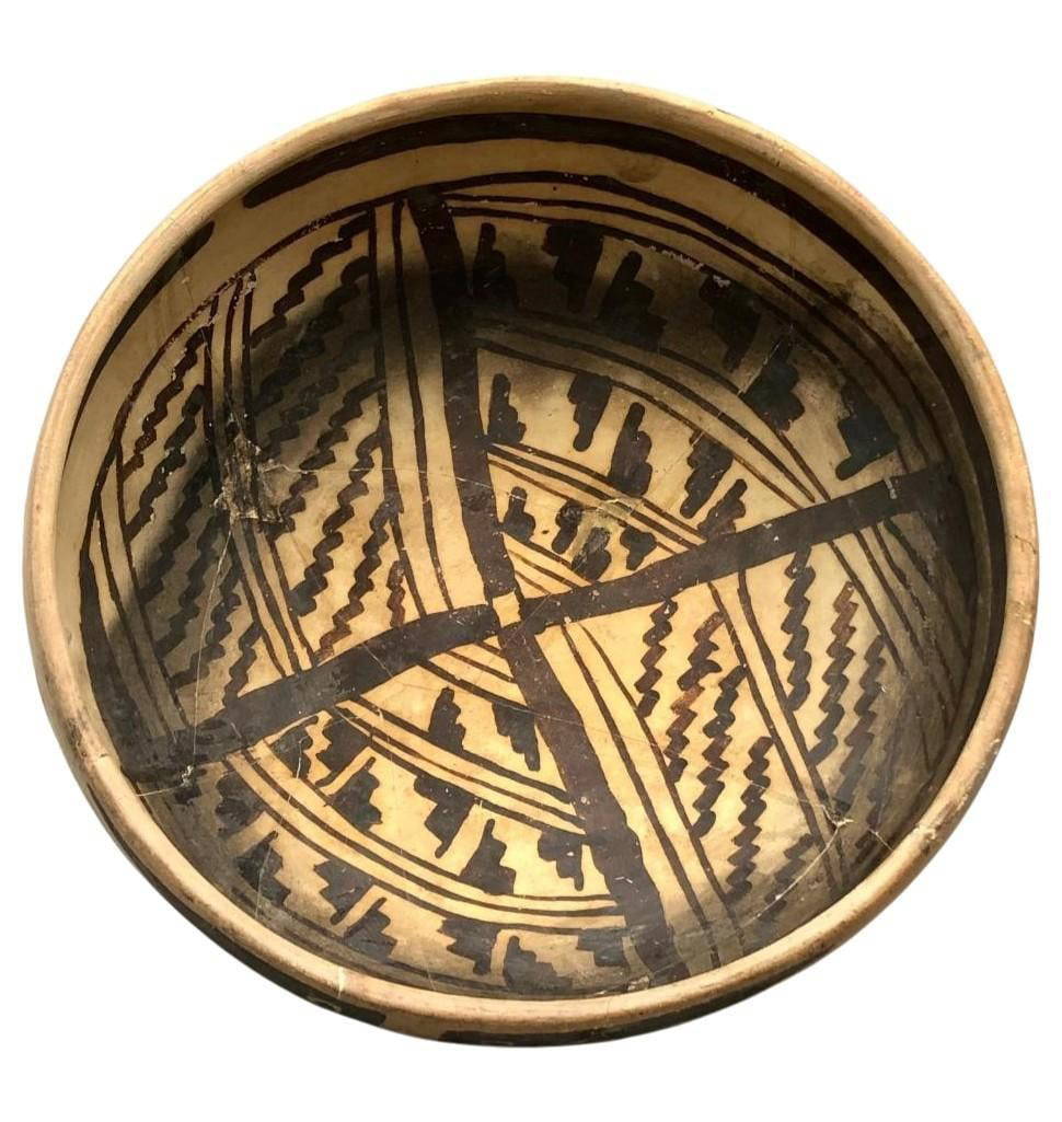 Jeddito Black On Yellow Pottery Bowl Auction