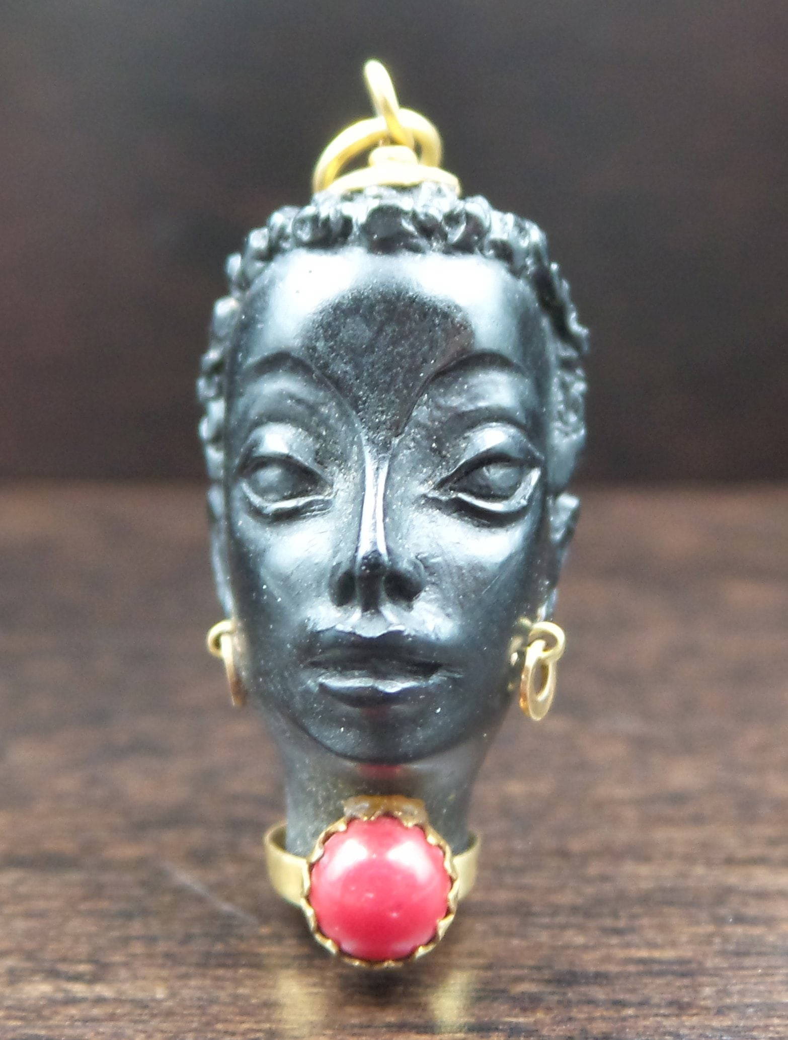 Rare Vintage Corletto Italy 18k Gold & Ebony Head Pendant Auction