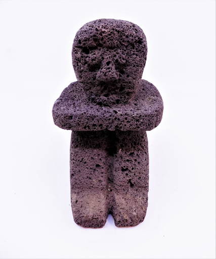 Mayan/Aztec Carved Basalt-Like Stone Figure - Aug 18, 2022 | Auctions 4 ...
