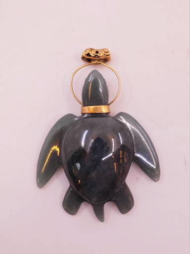 Montagua River Valley Jadeite Turtle Pendant (#0196) on Aug 18, 2022 ...