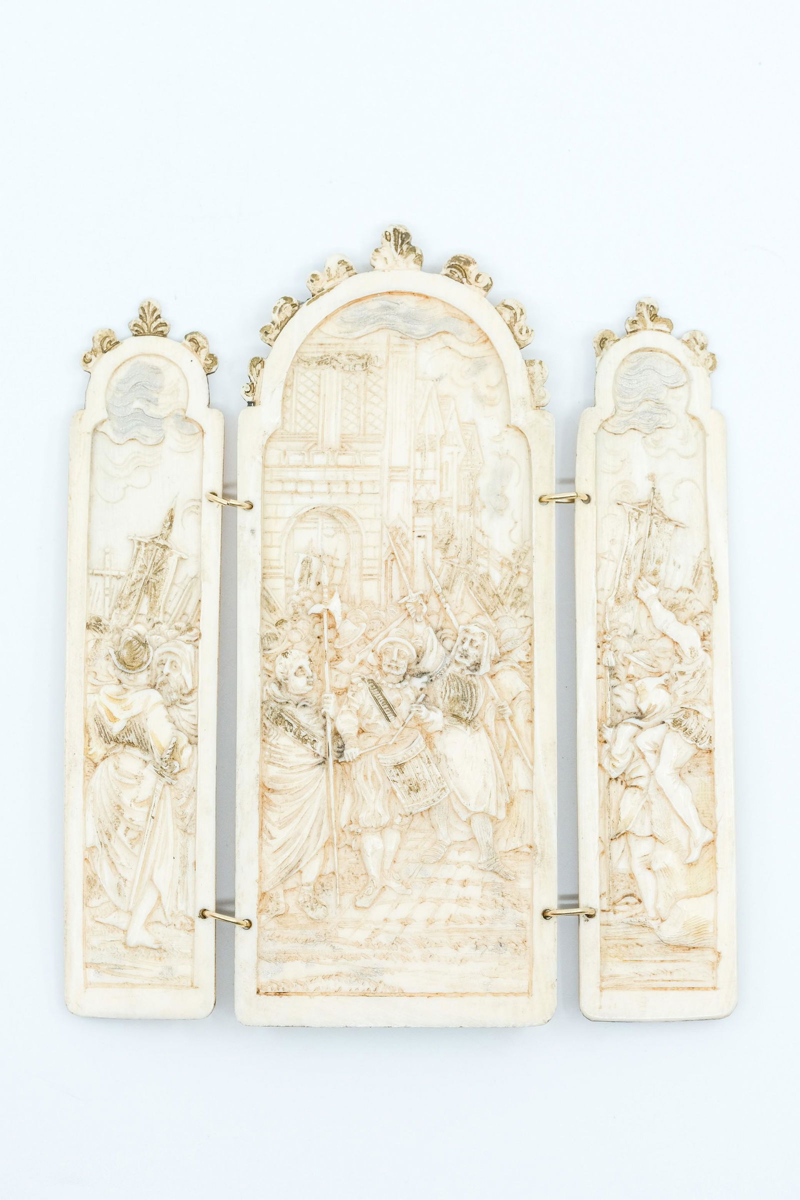 17th Century Religious Carved Panels (#0065) on Jan 05, 2023 | Auctions ...