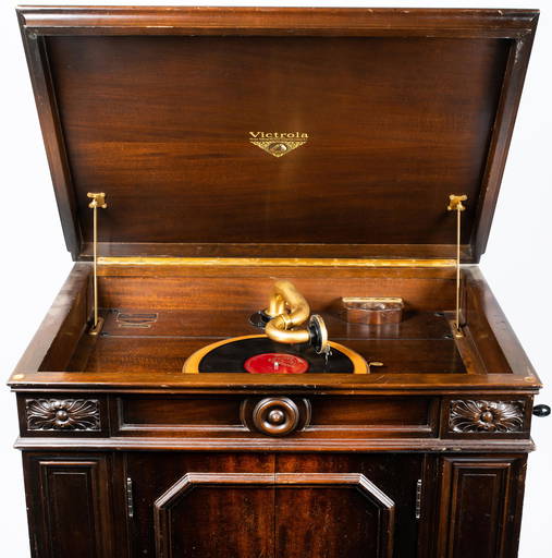 An Antique Victor Victrola, Credenza Model Orthophonic Acoustic Phonograph