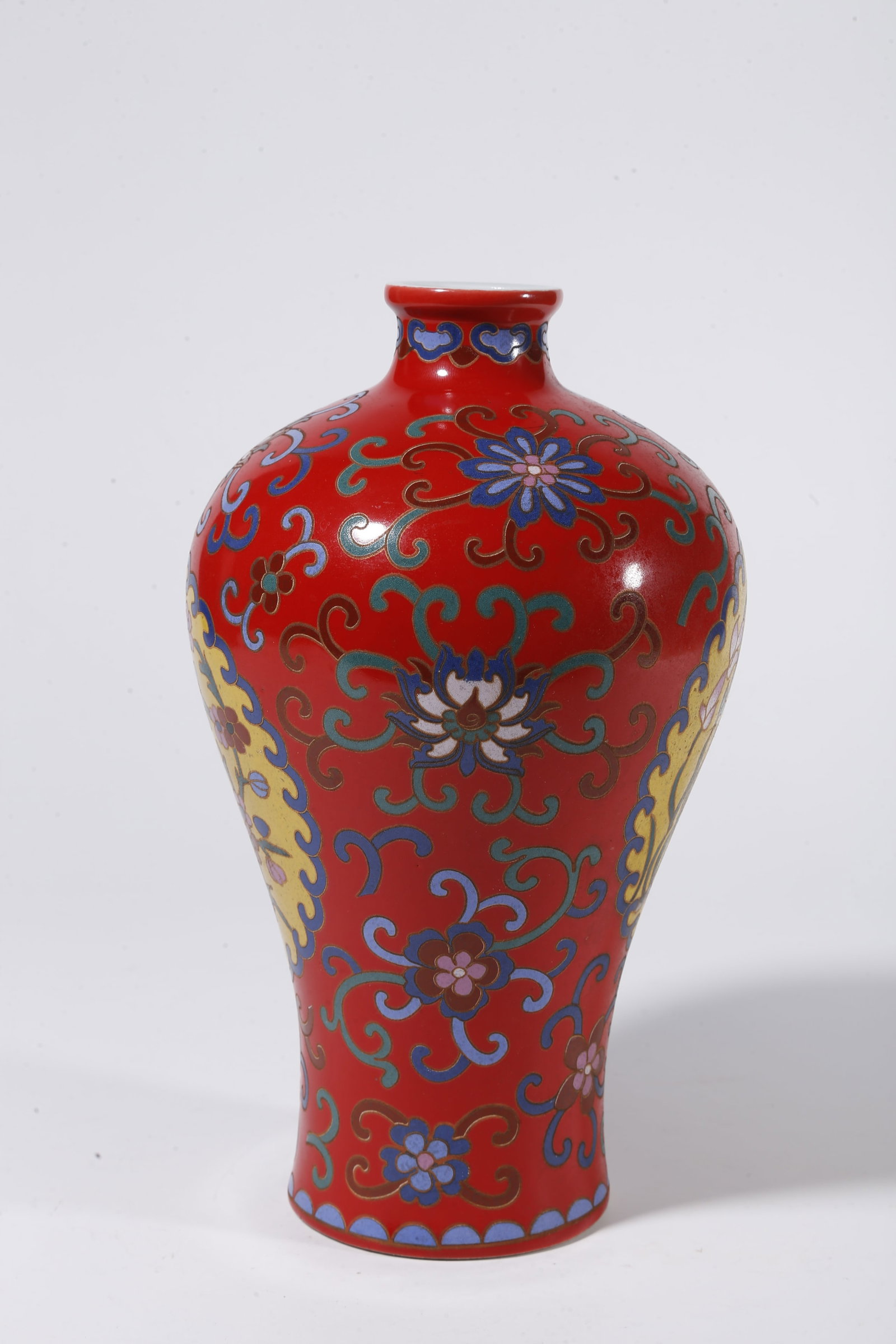 A Cloisonne Plum Vase With Floral Pattern On Red Ground Auction