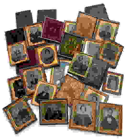 19th Century Ambrotype Cased Image Collection Of 20 Portraits 9th Plate