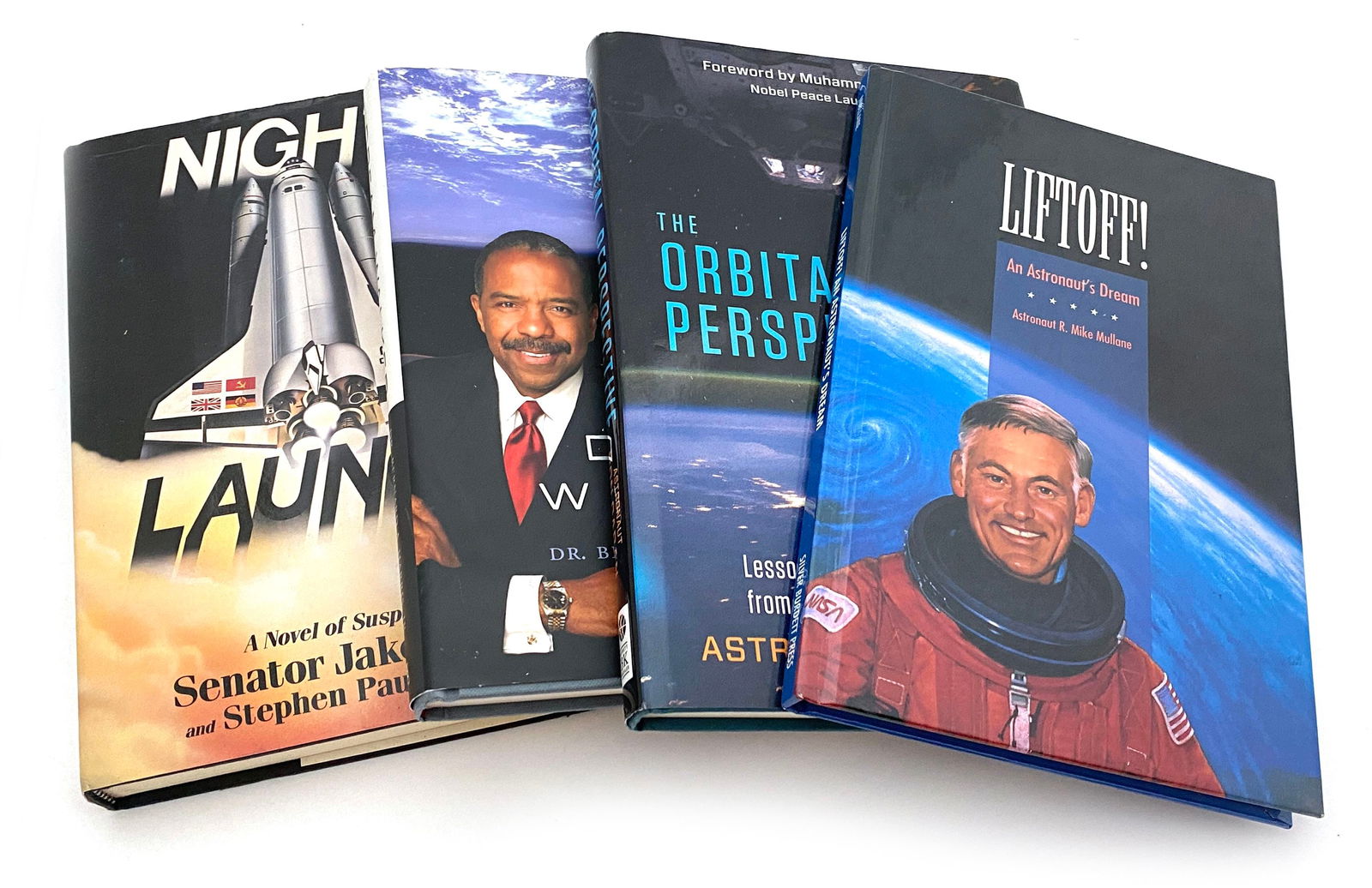 Astronauts Mike Mullane, Jake Garn, Ron Garan & Bernard A. Harris ...