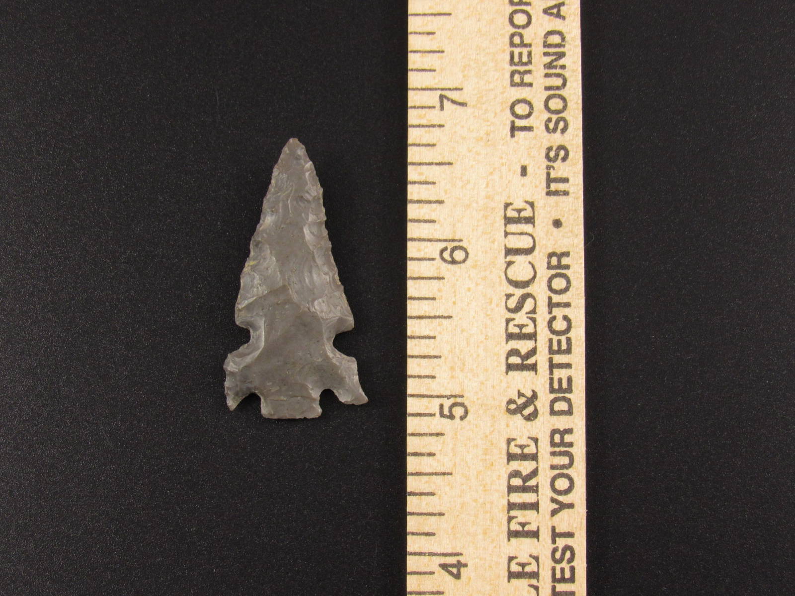 Very Nice Double Notched Native American Indian Arrowhead Auction