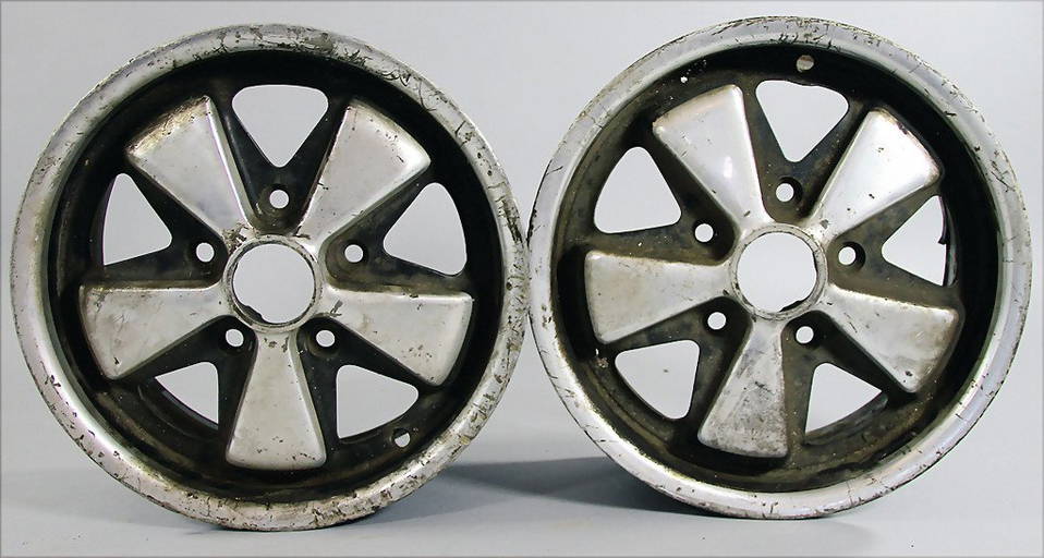 Porsche 911 R, 2 Rims 7jx15 For The Back Wheels,