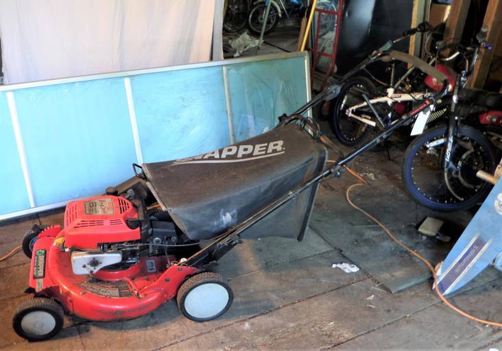 Snapper 6HP Big Six Lawn Mower - Aug 27, 2022 | Miedema Family Auction ...