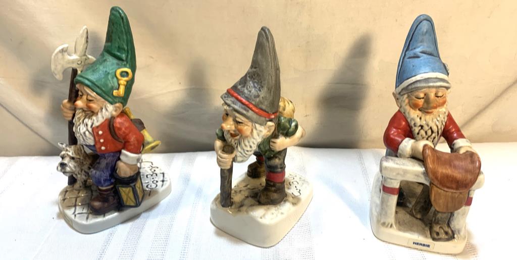 3 Goebel Co Boy Figures
