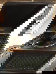 Edison Disc Phonograph Model B80.