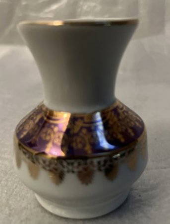 Vintage Mini Porcelain Vase Made In Brazil By Leart 2.5" Tall