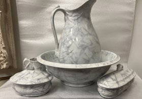 Fine Victorian Wash Stand, Pitcher & Basin