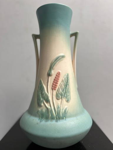 Vintage Hull Art Pottery Calla Lily Pattern Vase