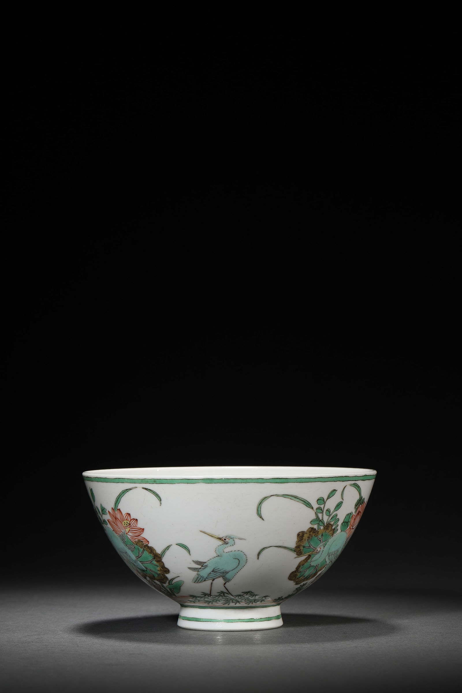 A Ming Dynasty Chenghua Period Famille Rose Bowl Auction