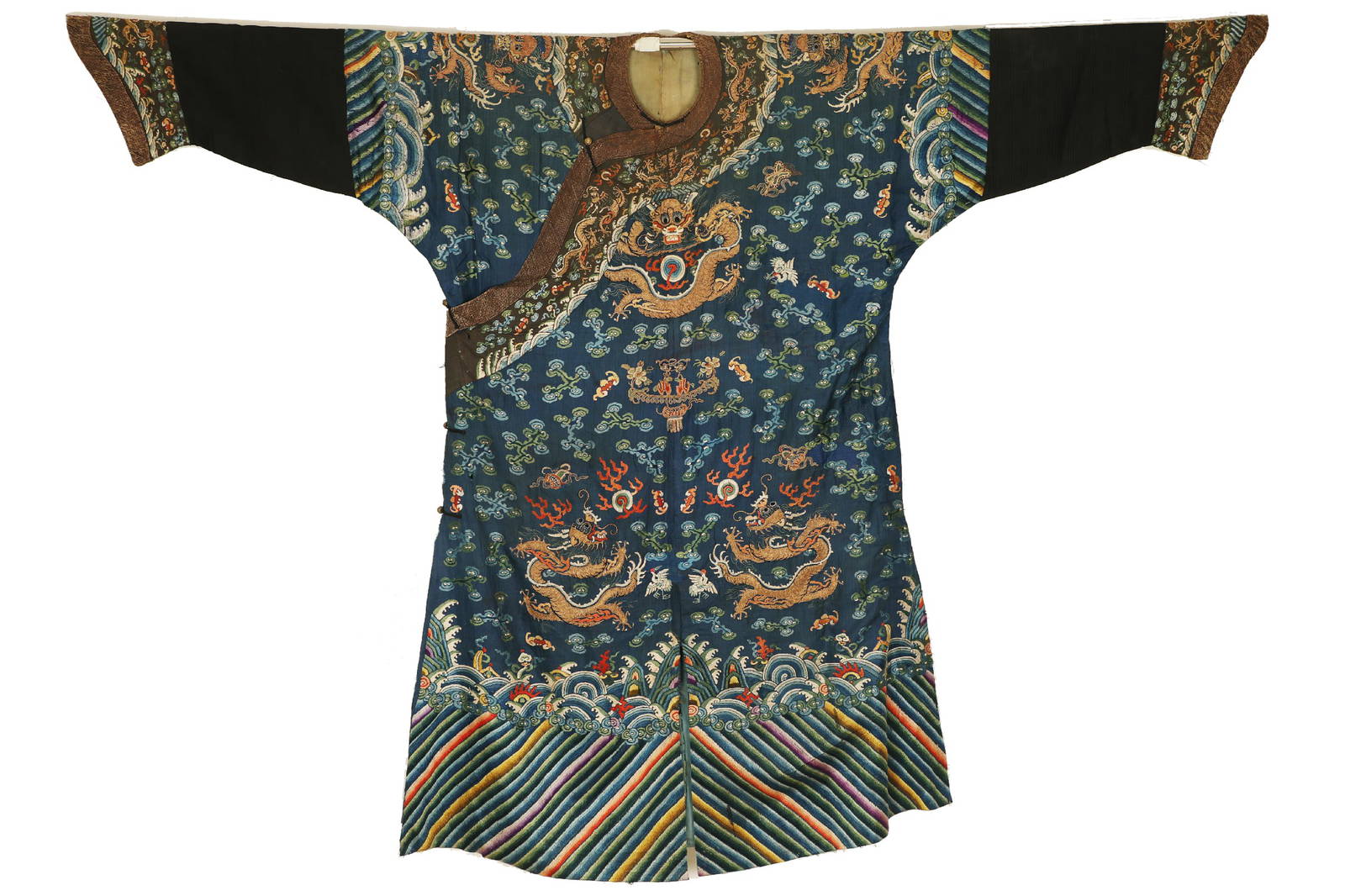A Qing Dynasty Blue Dragon Robe Auction