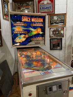 Williams Space Mission Pinball Machine