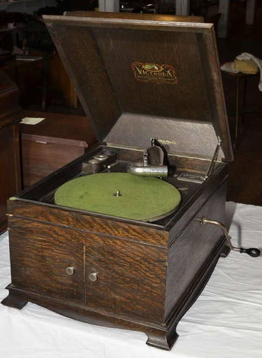 Victrola Model Vv Ix Tabletop Phonograph, Sn 422092