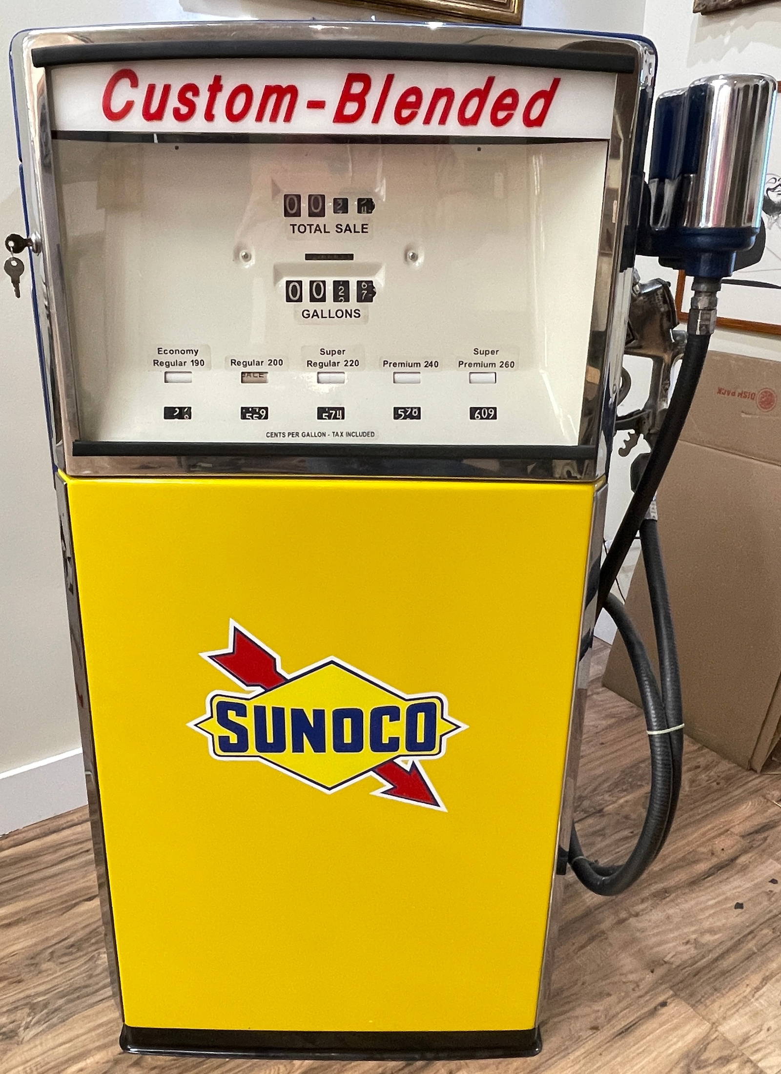 Sunoco Wayne Blend-o-matic Gas Pump Auction