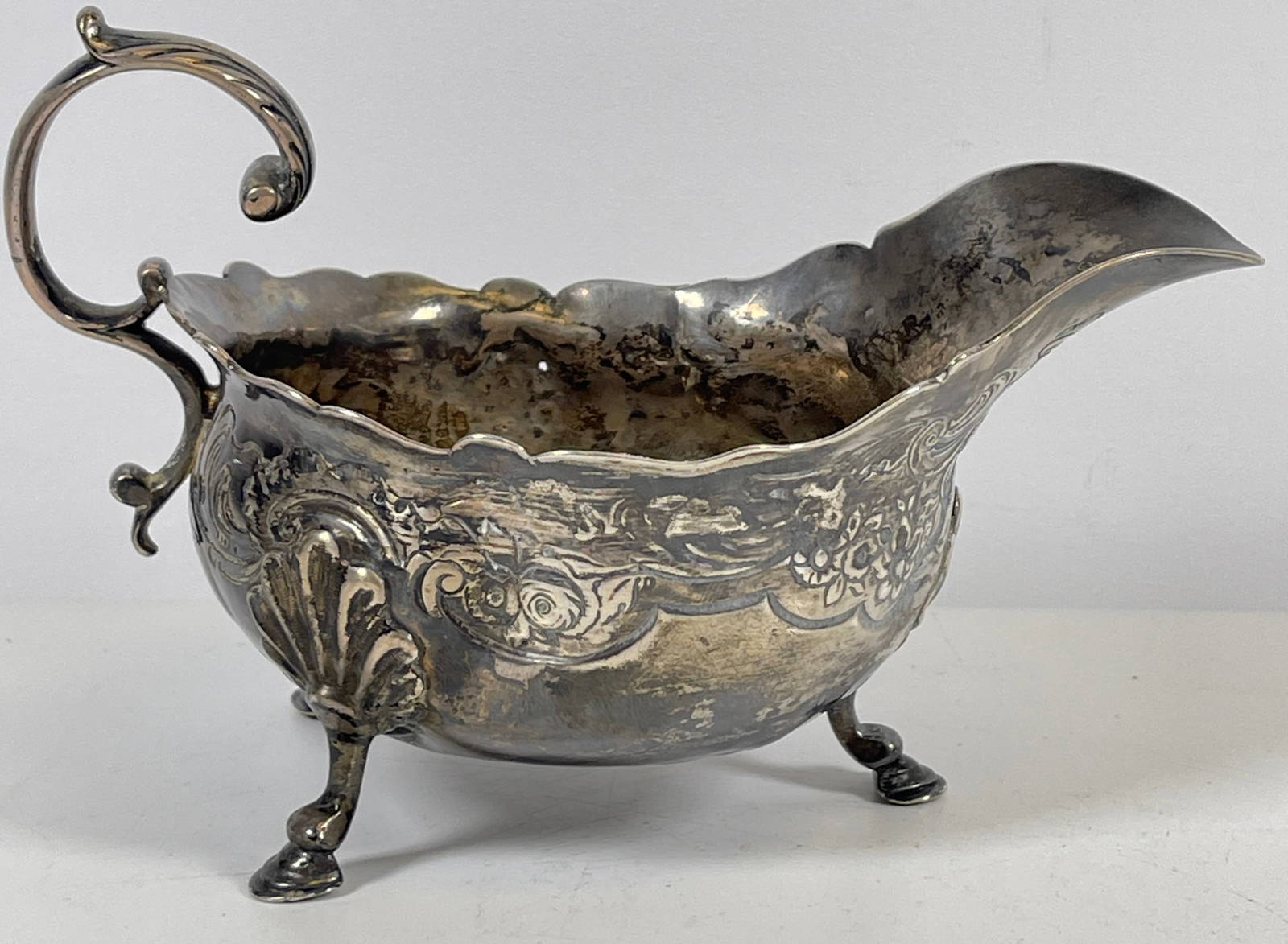 C1751 London Sterling Silver Sauce Boat Auction