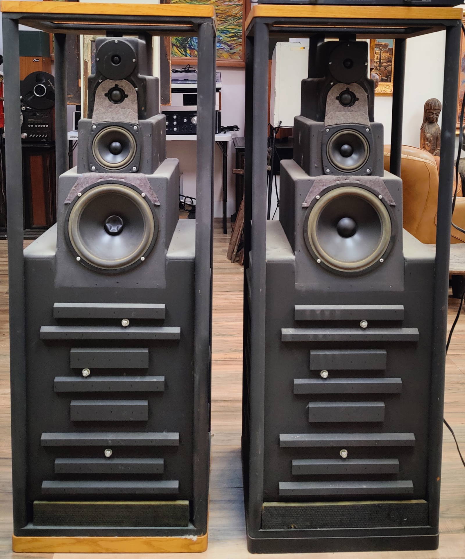 Vandersteen Model 4 Floorstanding 4 Way Speakers Auction