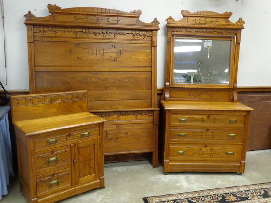 ANTIQUE VICTORIAN (3 PIECE) CHESTNUT